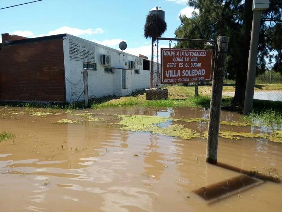 El desborde del río Salado ha provocado inundaciones en "Villa Soledad ...